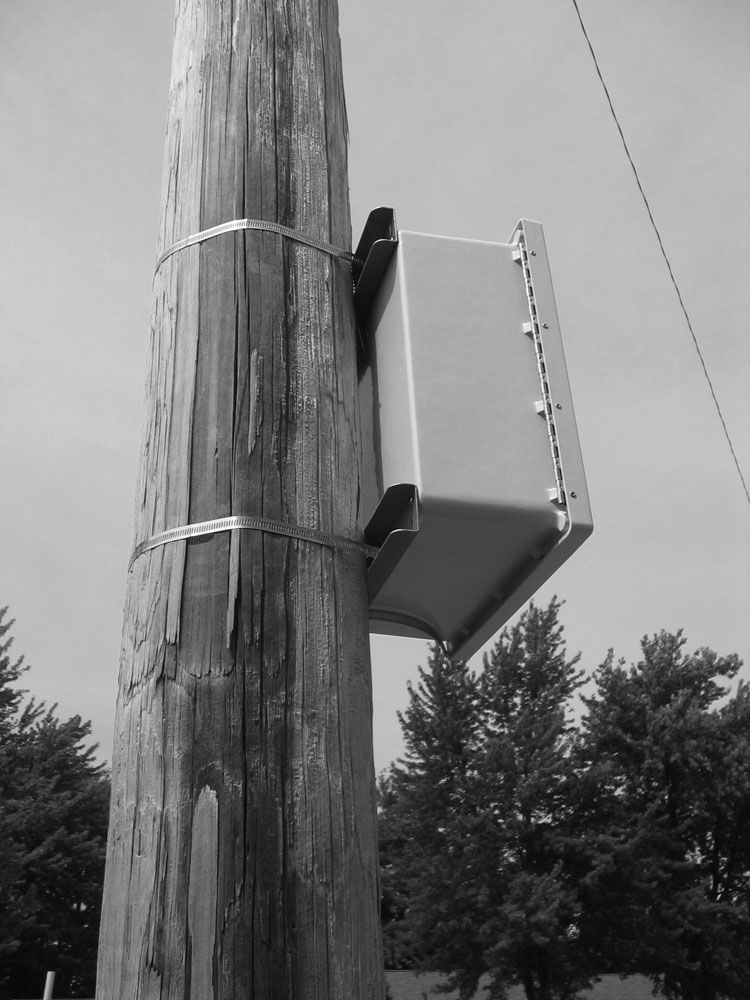 HAMMOND MFG PJPOLEMNT16 POLE MOUNT KIT | Gordon Electric Supply, Inc.