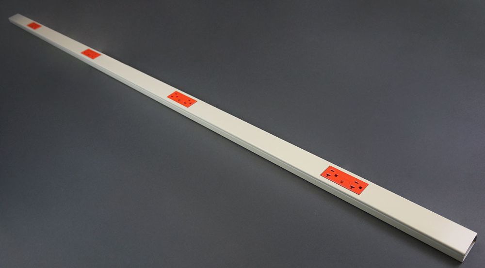 Wiremold 24S7218IGX99IV Plugmold 20A 72"" Multi Outlet Strip | Gordon ...